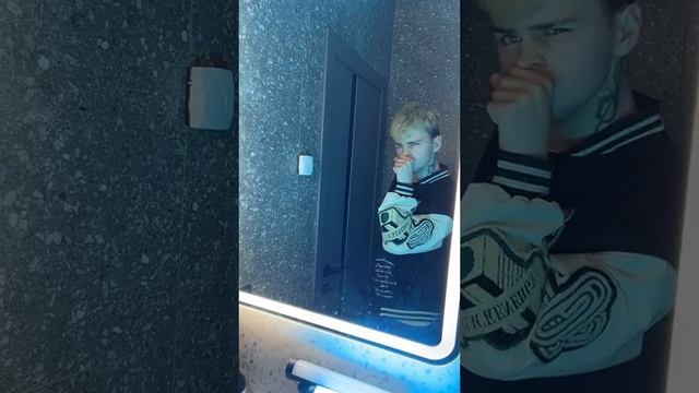 Обычные люди: *просто кашляют*
Тем временем блогеры ?