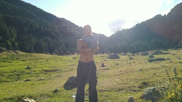 ЖЁСТКИЙ МАРШ-БРОСОК в горах АНДОРРЫ 4 дня Ночь под дождём Ночь с мышами всё намокло