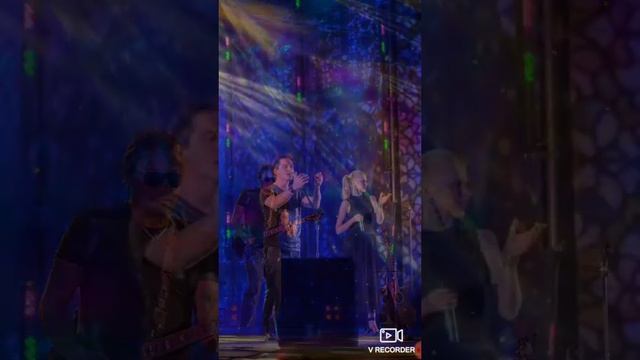 Сочная картинка и ничего лишнего!