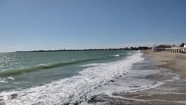 Море на Новом пляже в Евпатории 19.09.2022