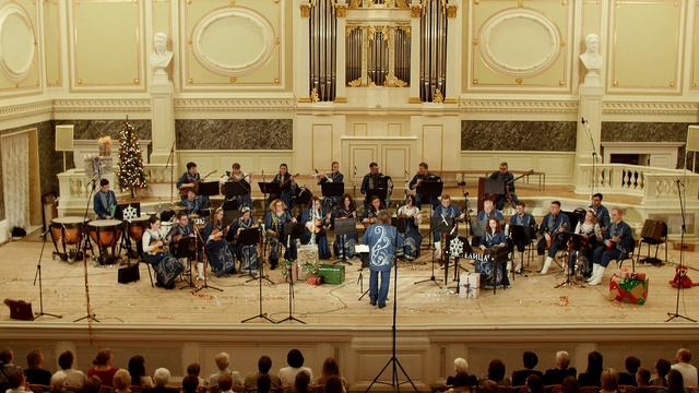 В. Суворов «Калейдоскоп-сюита» на темы В. Дашкевича из к/ф « Собака Баскервилей»