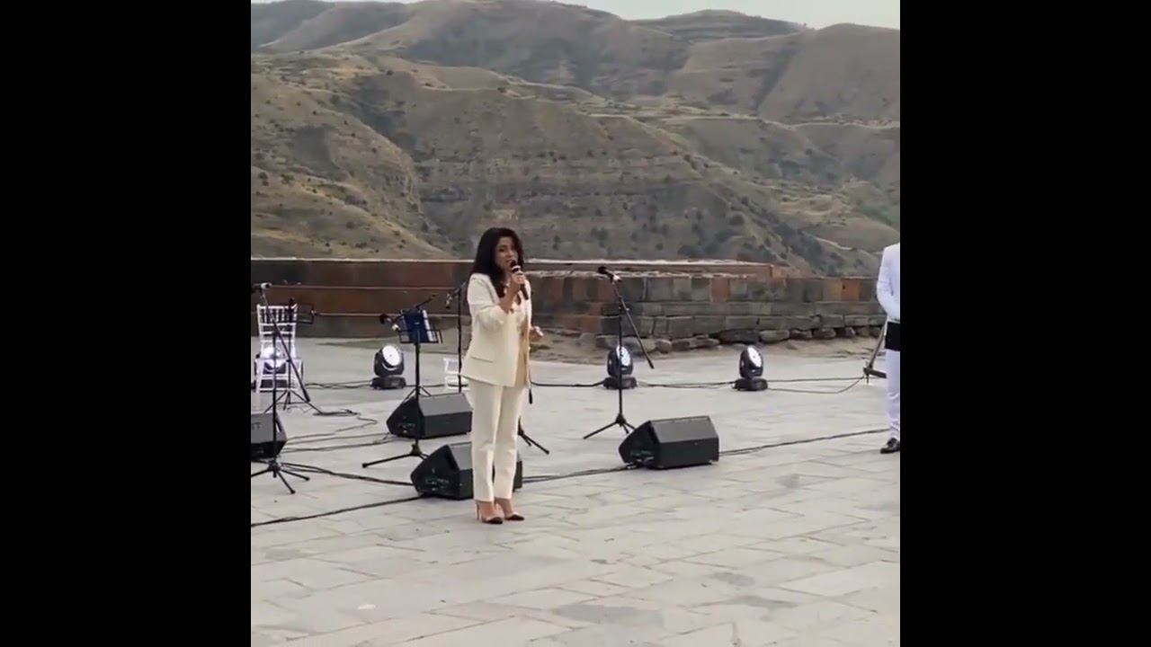 Дети хотят играть! Благотворительный концерт в Гарни (Бэкстейдж №1)