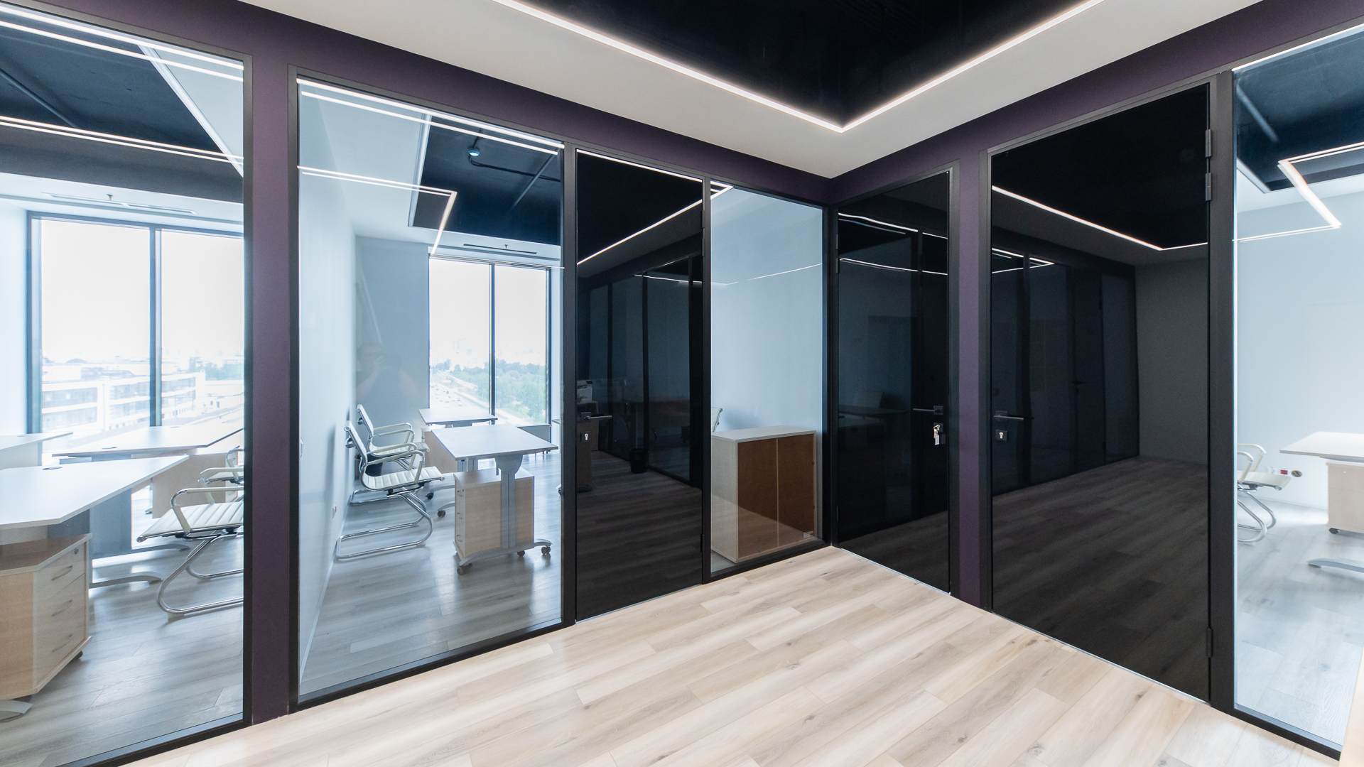 Перегородки от Nayada в офисе YE`S в Технопарке