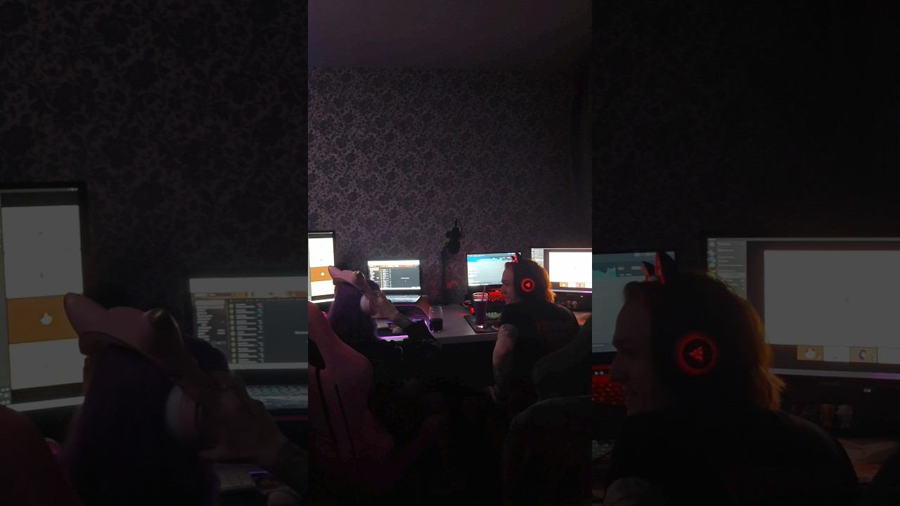 ✨ #видеоигры #геймер #геймерша #геймеры #компьютерныйстол #стол #эстетика #отношения #красиво