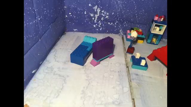 Квадрама - мультфильм о тяжелой жизни квадрата в мире треугольников