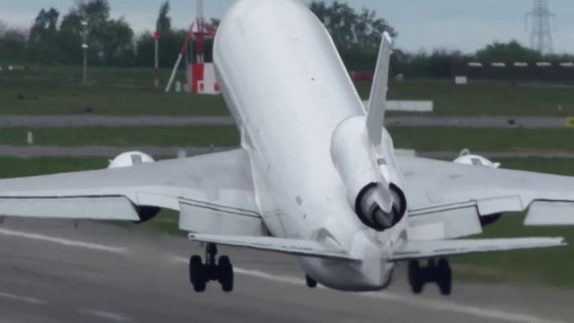 Красивые взлёты и посадки самолётов