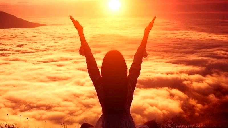 "Женщина живая" - стихи читает автор Дмитрий Чернышов, видео Татьяны Трубеевой