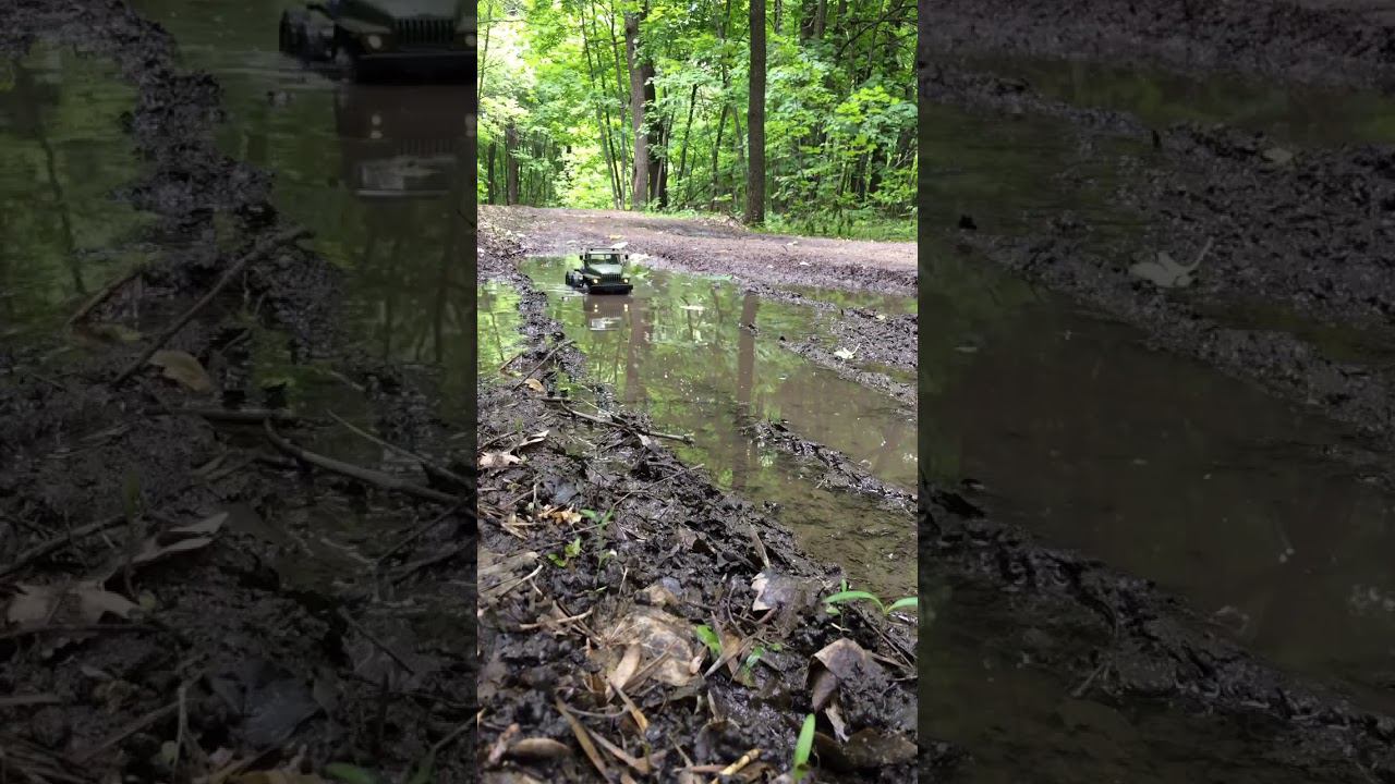 Урал едет по луже #crawler #rc #rccar #rclife #rcmodel #scale #wpl #wplrc #rctruck #урал #wpltruck