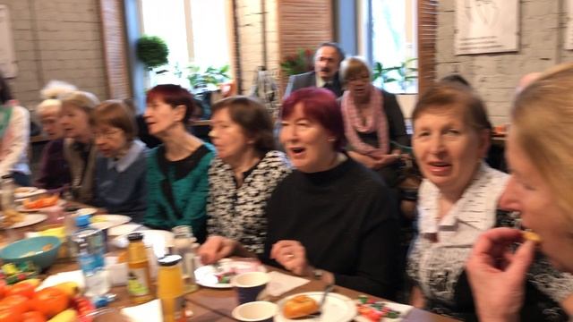 День Паркинсона в Петербурге.2022: дуэт Елены и Владимира Шадрина ("Приходит Время!")