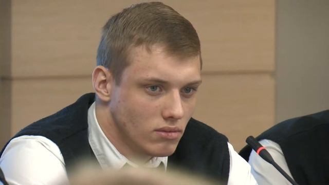 Репортаж о встрече с защитниками Отечества в Мосгодуме по инициативе депутата Рената Лайшева