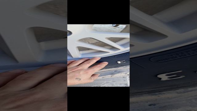 Можно ли песочить диски не снимая резины?!