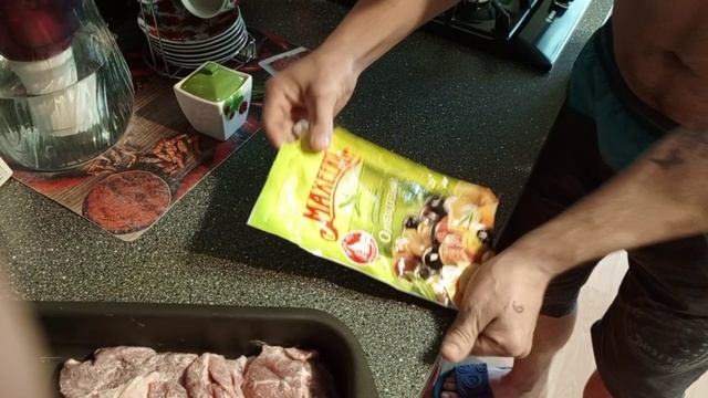 Как она посмела так над майонезом издеваться