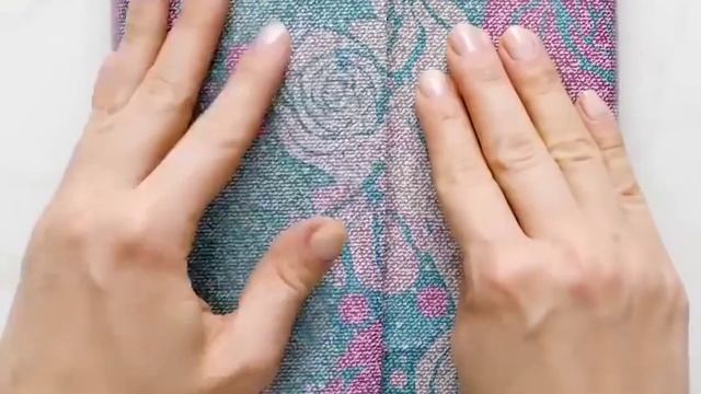 Как упаковать подарок на Новый год.mp4