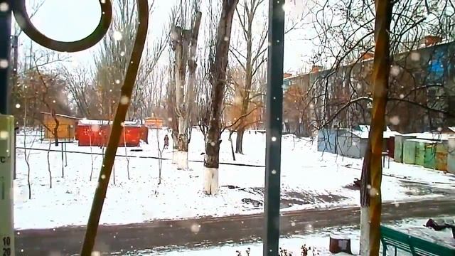 Погода в Никополе. Выпал первый снег  Weather in Nikopol. The first snow fell.mp4