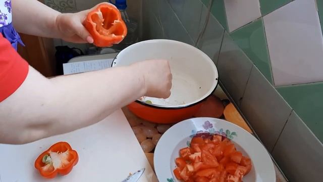 Варим суп с шампиньонами.mp4