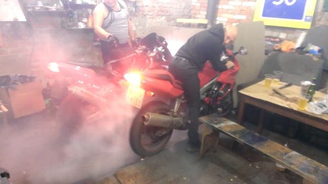 burnout VTR1000F