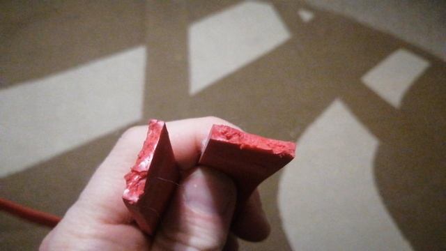 Так рвутся резиновые петли.