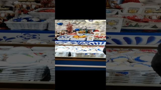 Главная елка в ГУМе в Москве