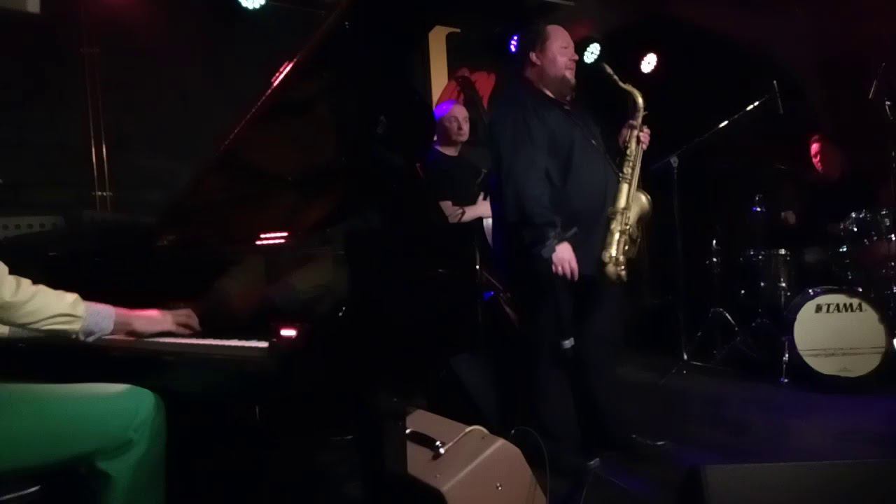 Blue Bossa - Sandor Torres (piano) - in the Jam Club