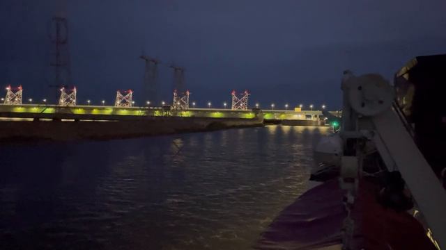 #5 МСТИСЛАВ РОСТРОПОВИЧ! Проходим шлюз. Чебоксарское водохранилище