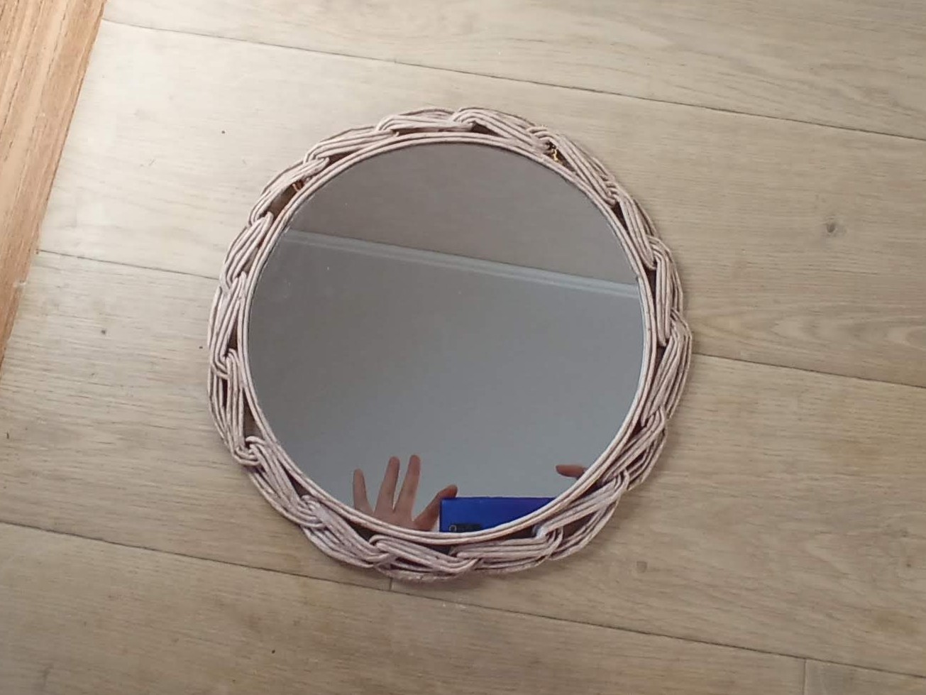 МК. Рамка для зеркала из бумажной лозы. #193