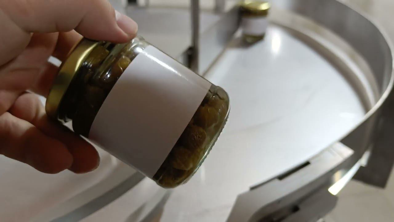 Этикетировочная машина для наклейки этикетки на банку - EtiKon ru