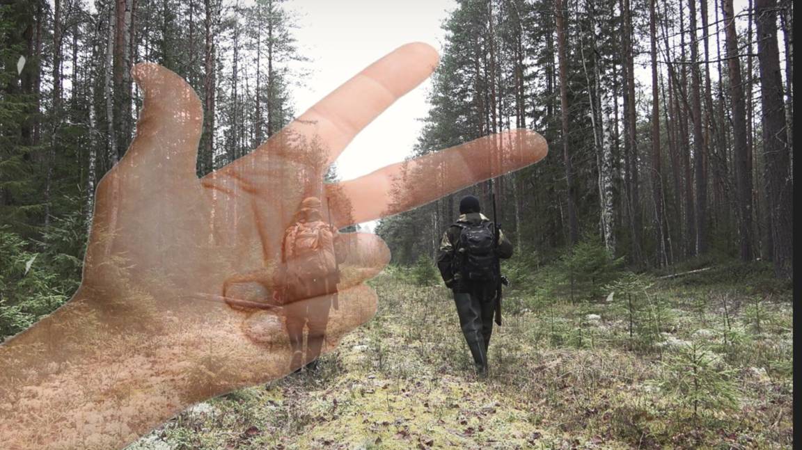 Почему три пальца?