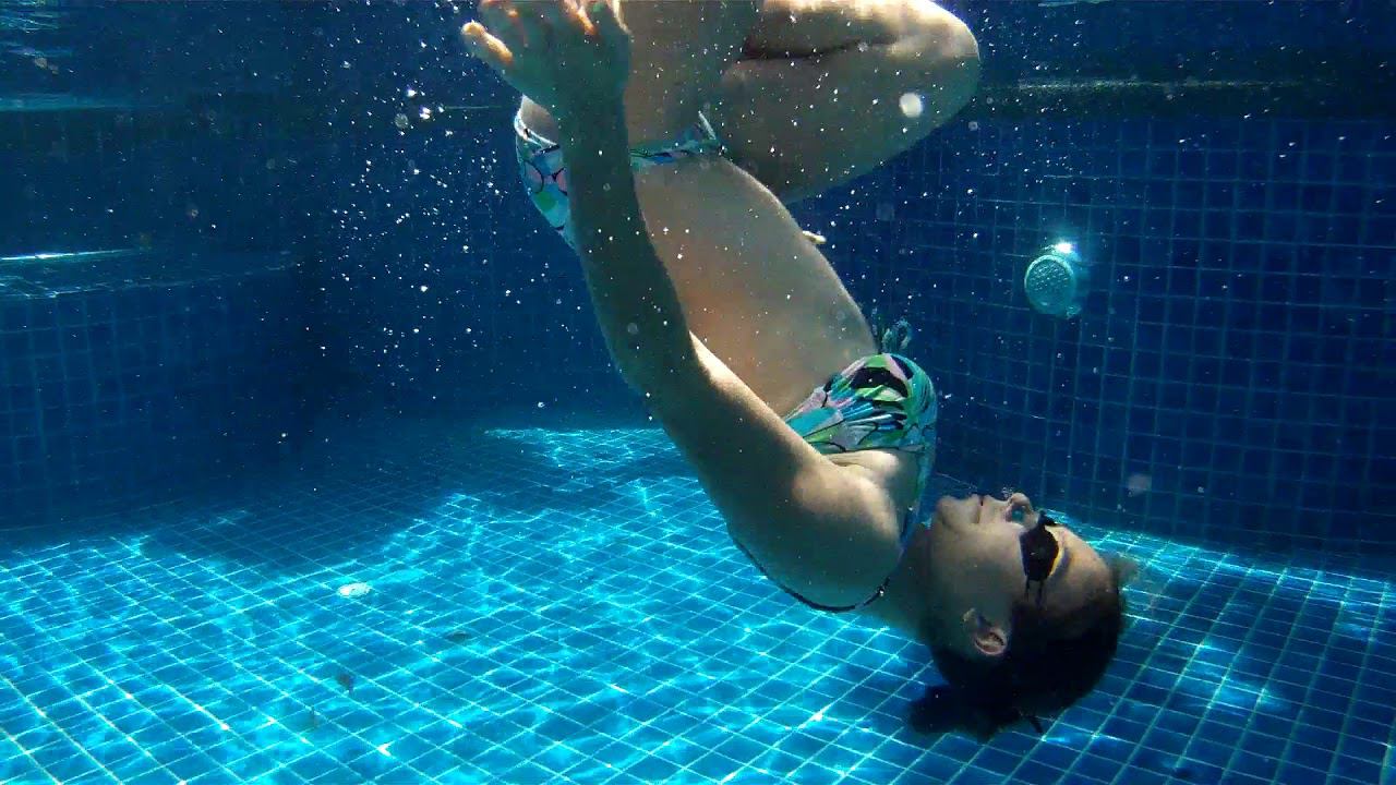 Пхукет, Патонг, Tri Trang, баловство в бассейне.