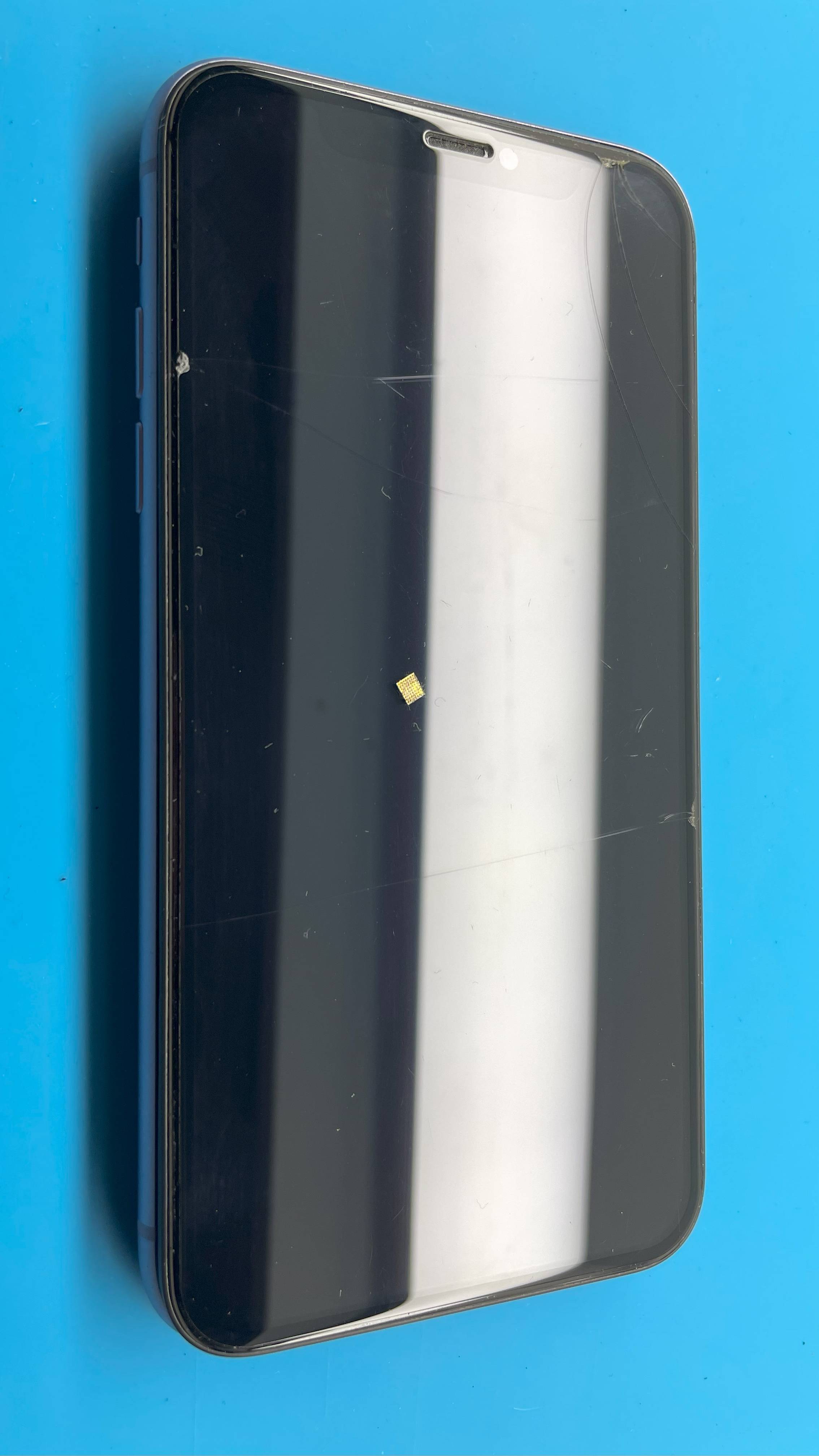 iPhone 11 - не заряжается, не включается. #iphone #незаряжается #repair #iphone11 #fix #phonerepair