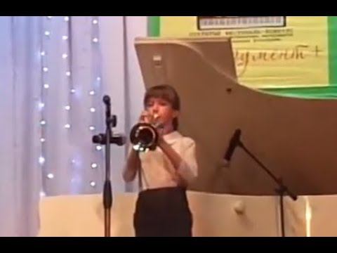 Трубачка Алёна / "Bеsame Mucho"