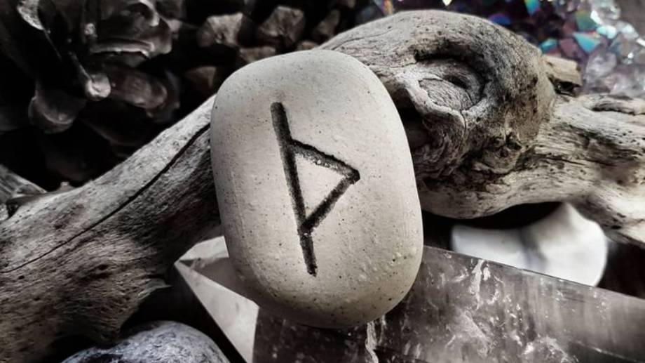 Турисаз (Turisaz) - Преодоление преград, трансформация Силы