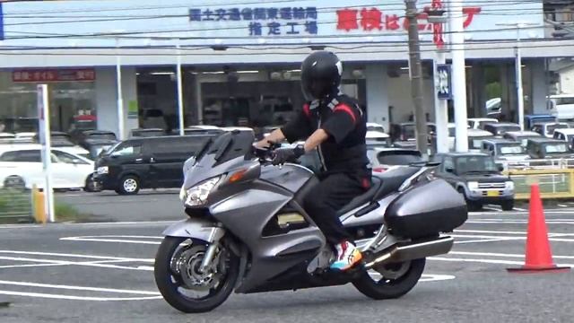 Мотоцикл Honda STX1300 Pan-European ABS рама SC51 модификация ABS Sport Touring мотокофры