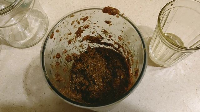 Сацебели.  Соус очень пряный и вкусный..mp4