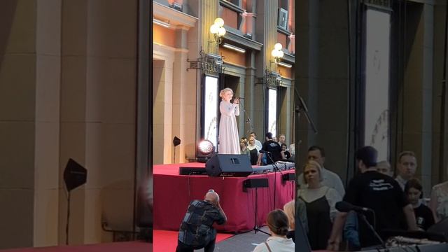 Яна Соболевская на закрытии театрального сезона театра им. Е.Вахтангова 28.06.2022