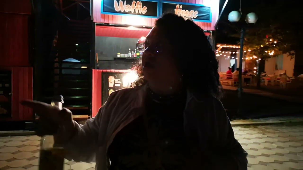 Часть 3. Вечерняя набережная Гагры.