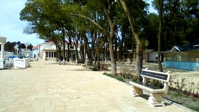 Геленджик. Дивноморское. Красивая часть набережной.