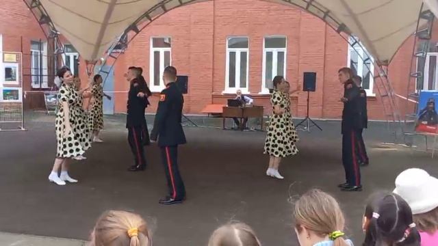 "Рио - Рита" в Тимирязевском парке танцует Танцевальный коллектив "Кадетские традиции"