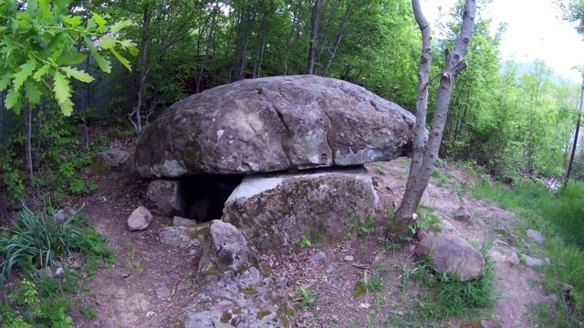 Дольмен Бытовик