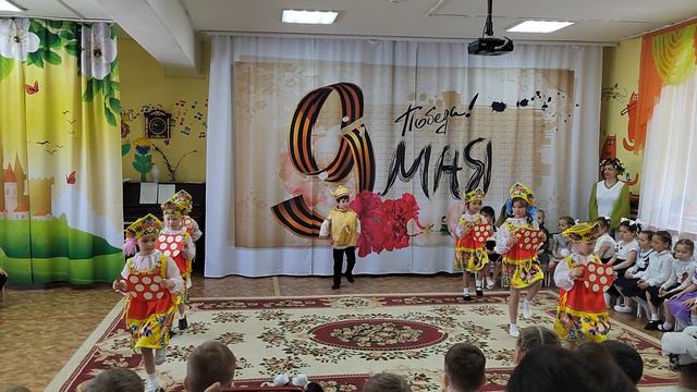 Танец "Самовар и чашечки"