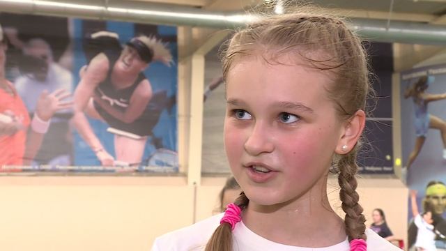 Рыцарская эпопея закончилась, а "Физ-ра" продолжается. Сегодня говорим о теннисе и плавании