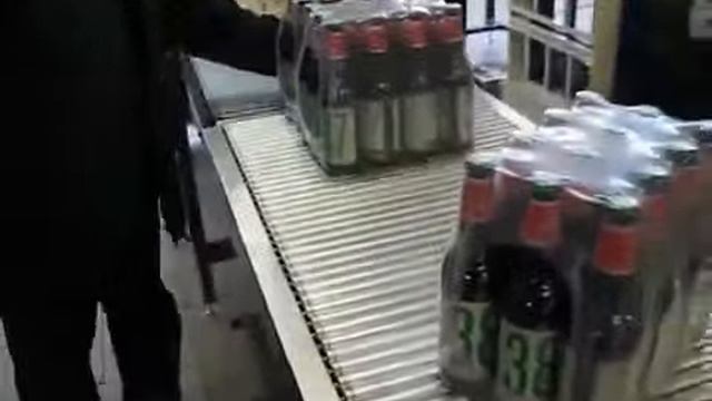 Упаковка пива-(360p25).webm