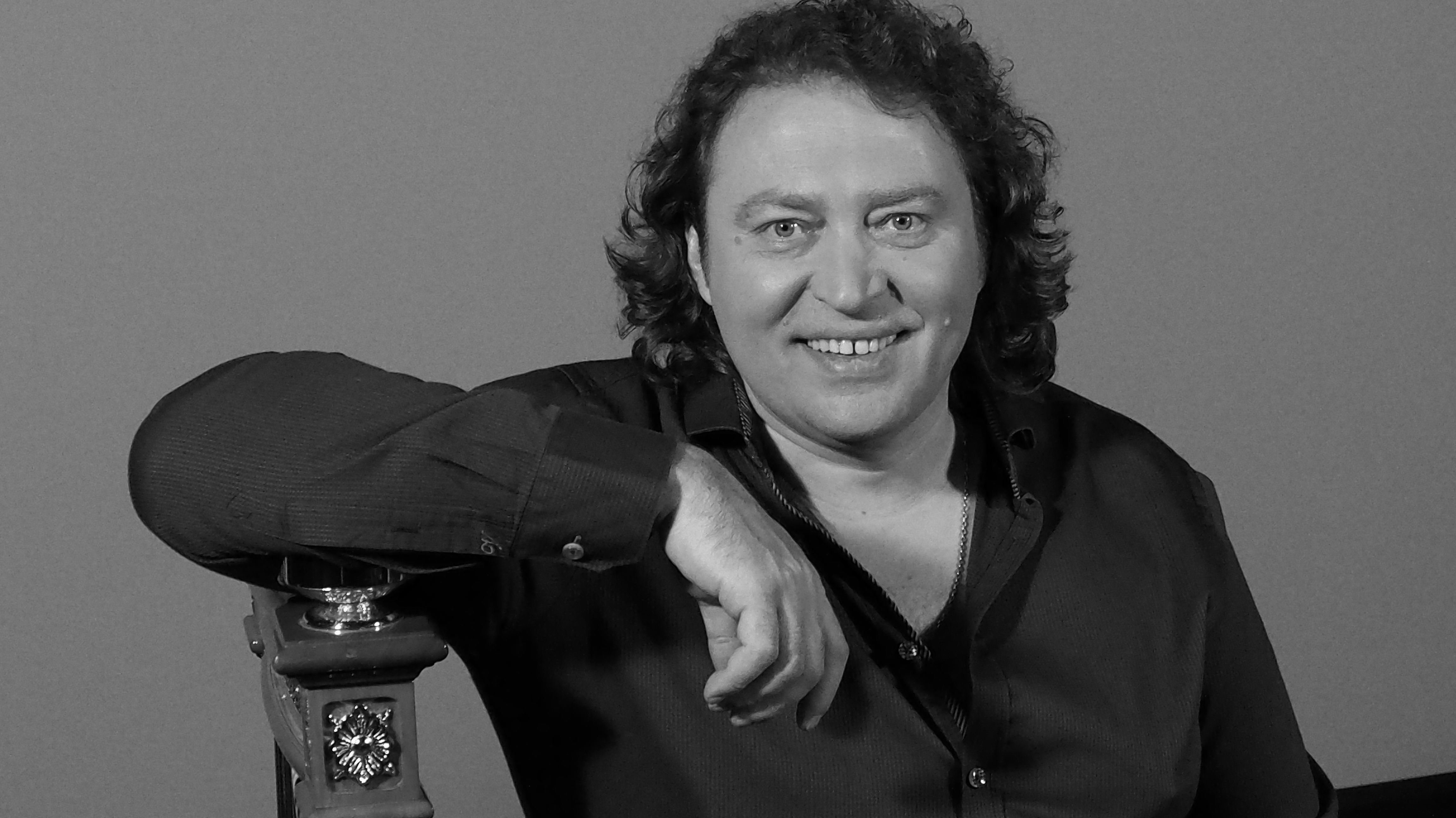 Вячеслав Быков  Только ты от меня далеко