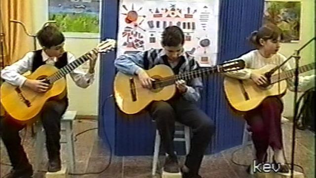 07 - Выставка ''Нам - 25'' (Детская школа искуств) 1999 г.