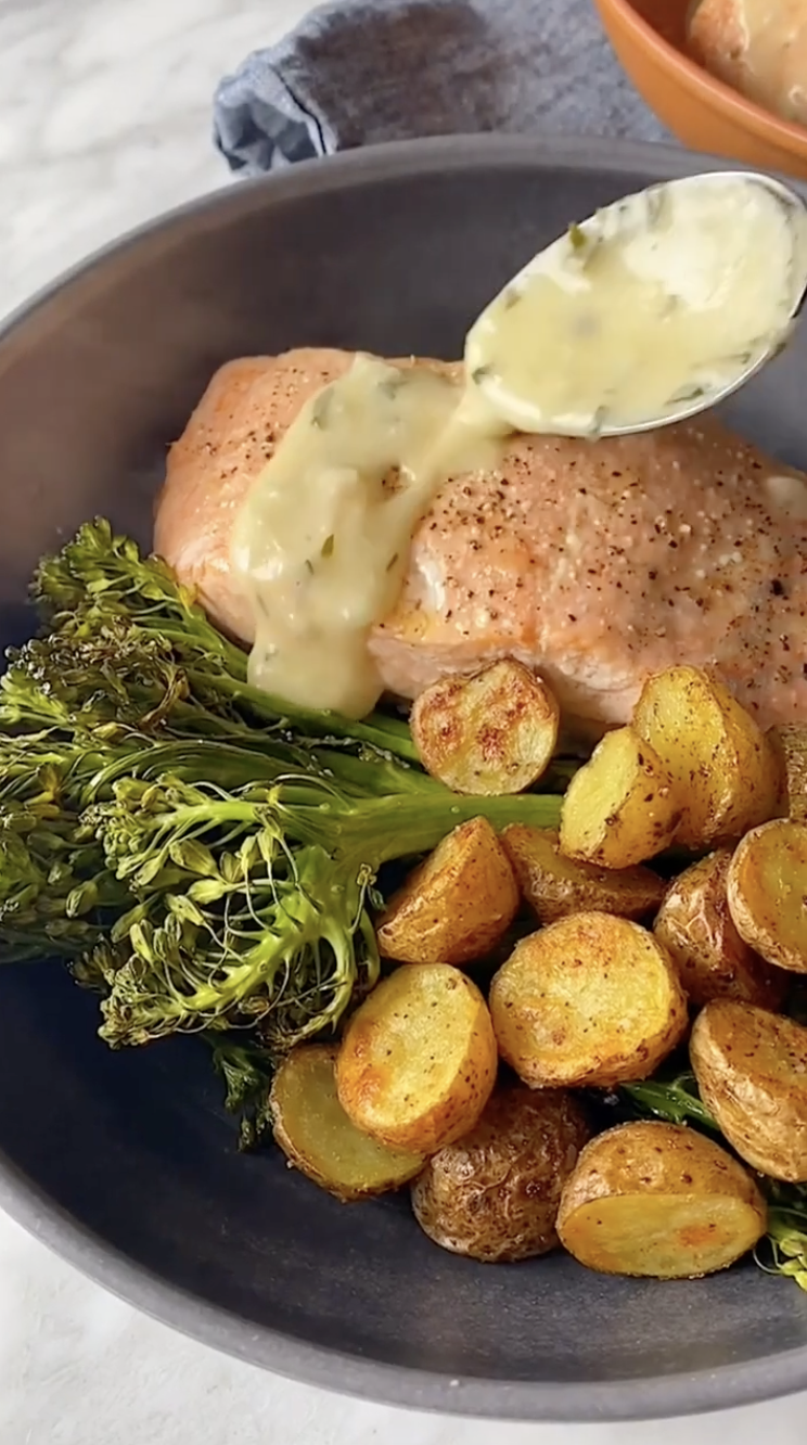 Рецепт запеченного лосося с великолепным лимонным соусом