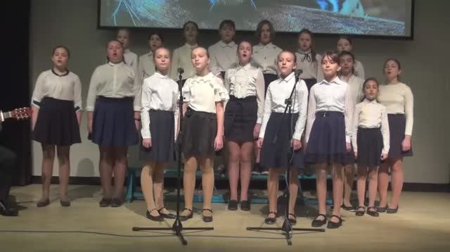 Дети поют трогательную песню про леопарда. Победитель на Конкурсе песен.