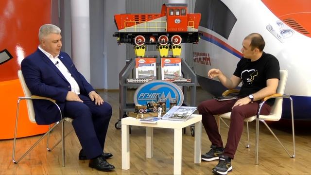 Открытая среда с деканом. Электромеханический факультет