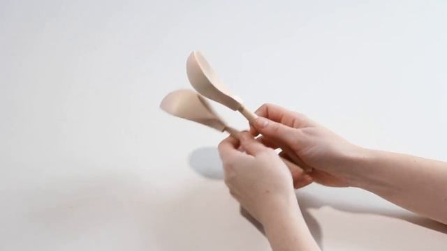 Русский народный музыкальный инструмент Неокрашенные ложки от Мастерской Сереброва.mp4