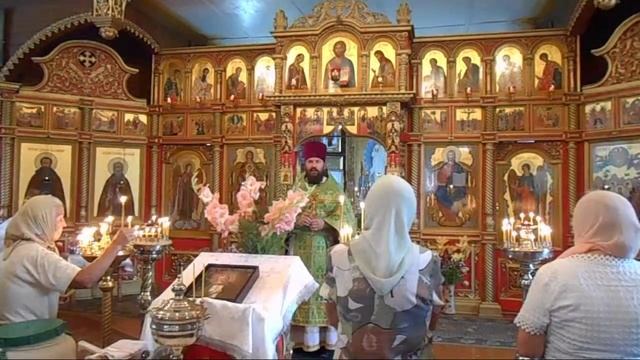 Настоятель храма протоиерей Анатолий Балясин.( 01.08.2013 )