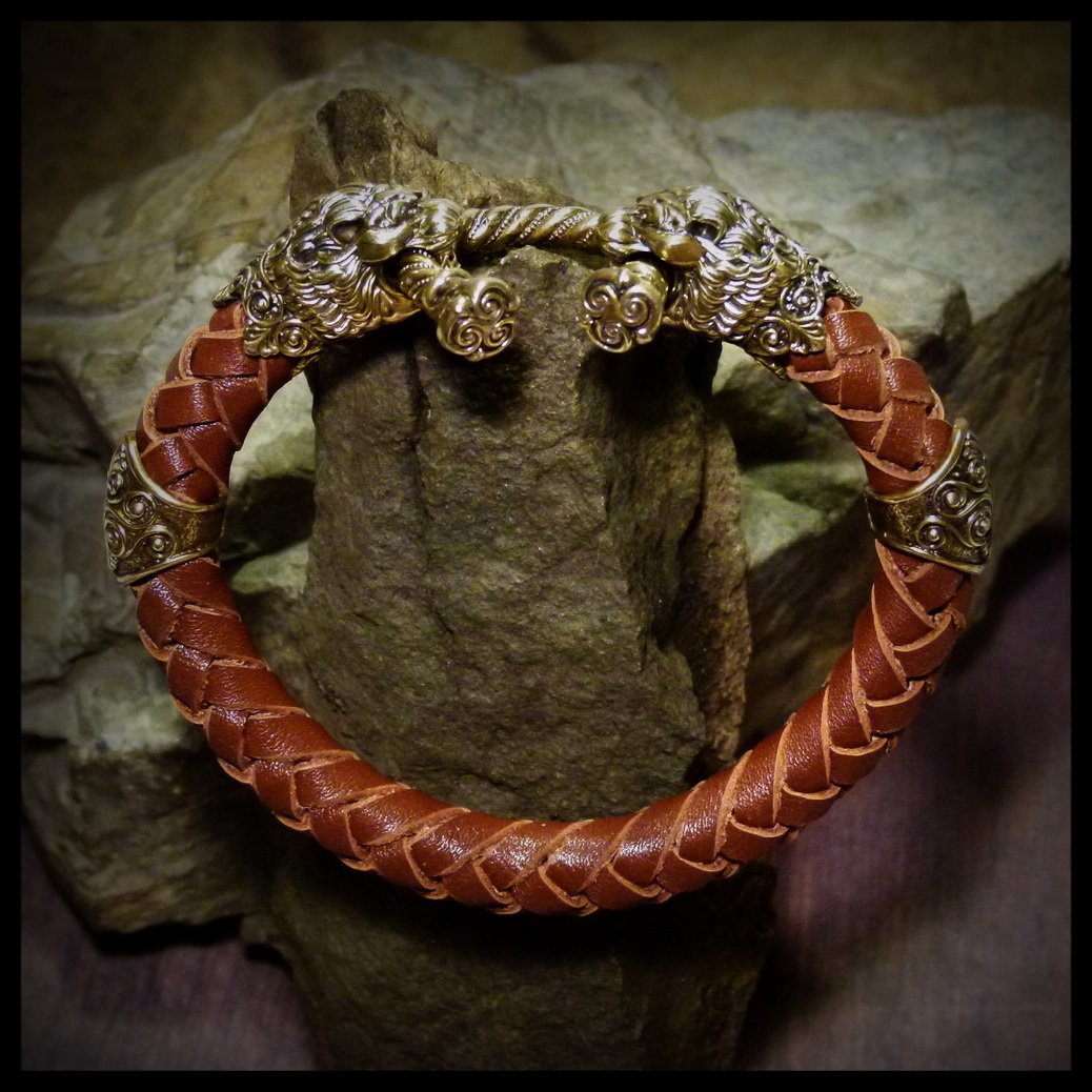 Браслет "Стражи Босфора" кожаный шнур , авторская работа