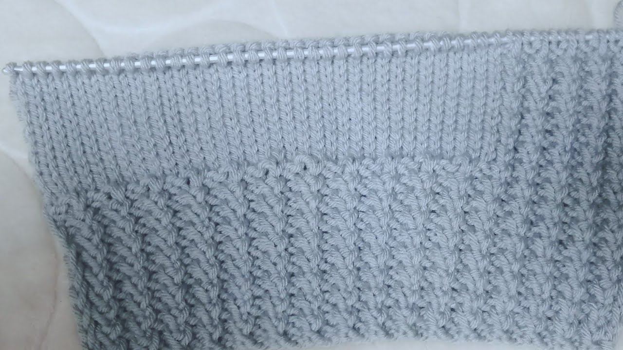 Красивая резинка, при поворотном и круговом вязании. Два ряда.